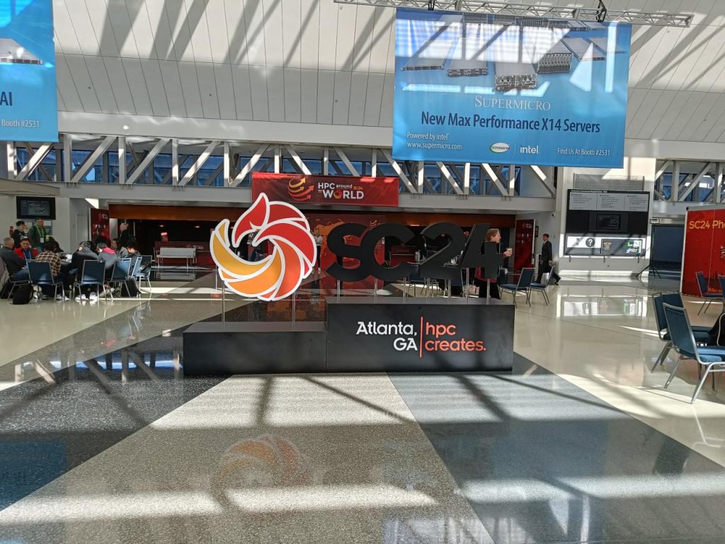 Accelerating computing for high-energy physics and beyond: insights from CERN openlab ...